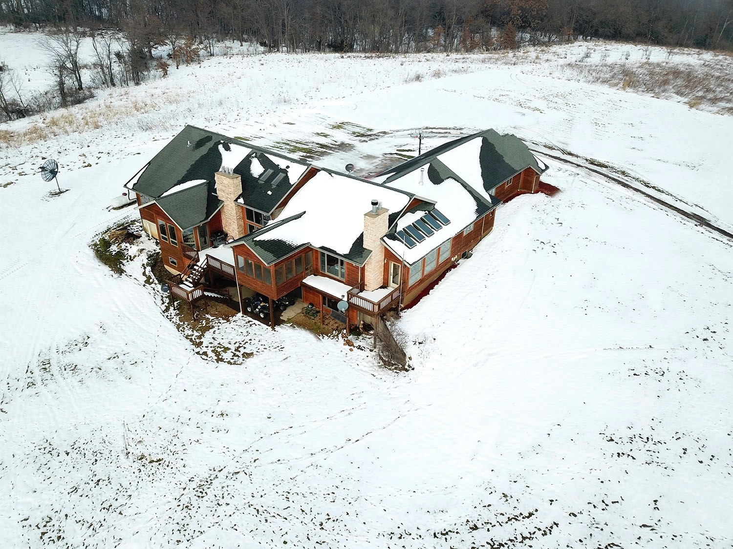 Iowa Sprawling Ranch Home/29 Acres! (SOLD!) | Ultimate Land Listings